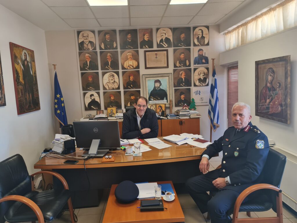 Συνάντηση Αστυνομικού Διευθυντή Ρεθύμνου Ταξίαρχου Εμμανουήλ Παπαδάκη ...
